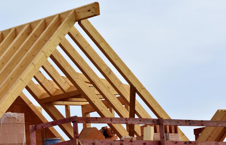 What is a Roof Structure? Key Components and Functions » EB3 ...
