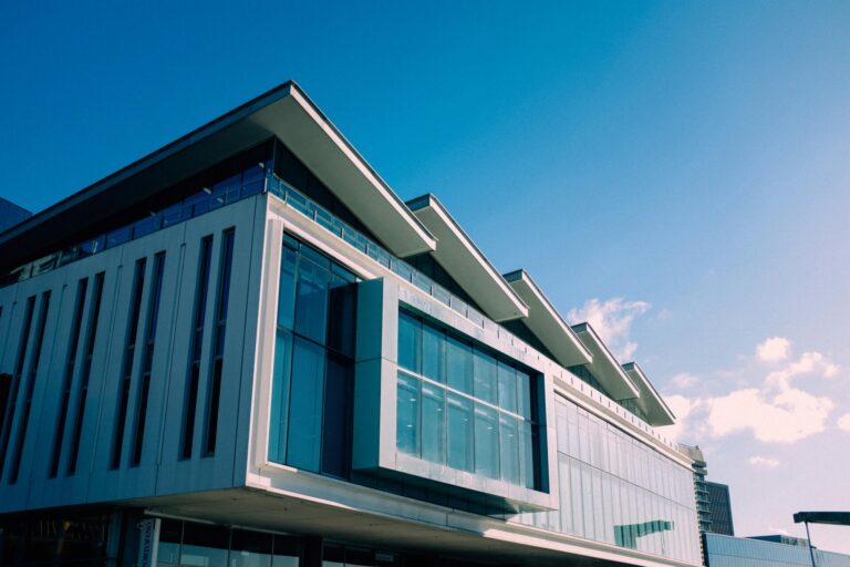 Commercial Building Construction: A Complete Guide for Developers and ...